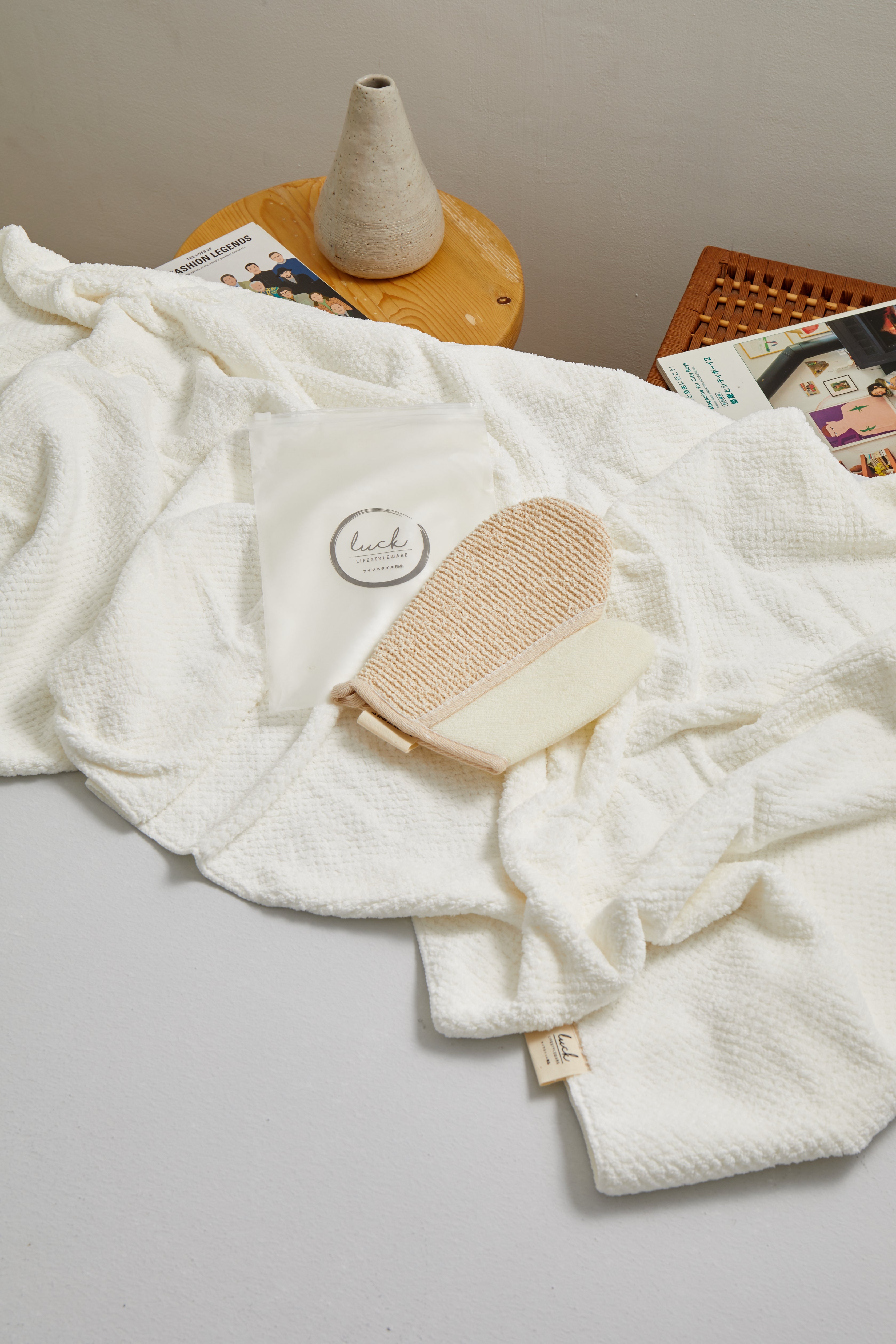 Amenities – LUCK